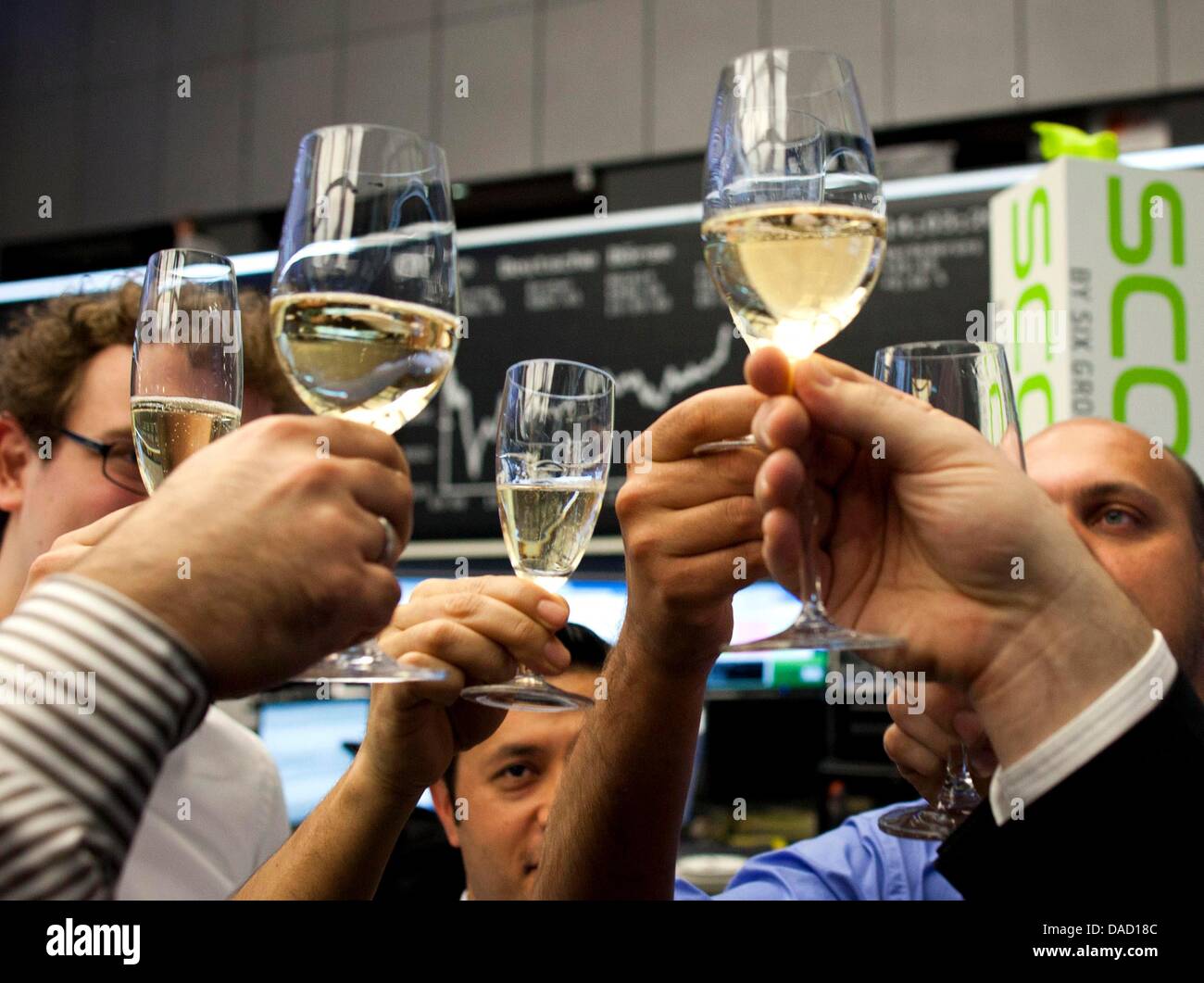 Chink Glasses High Resolution Stock Photography and Images - Alamy