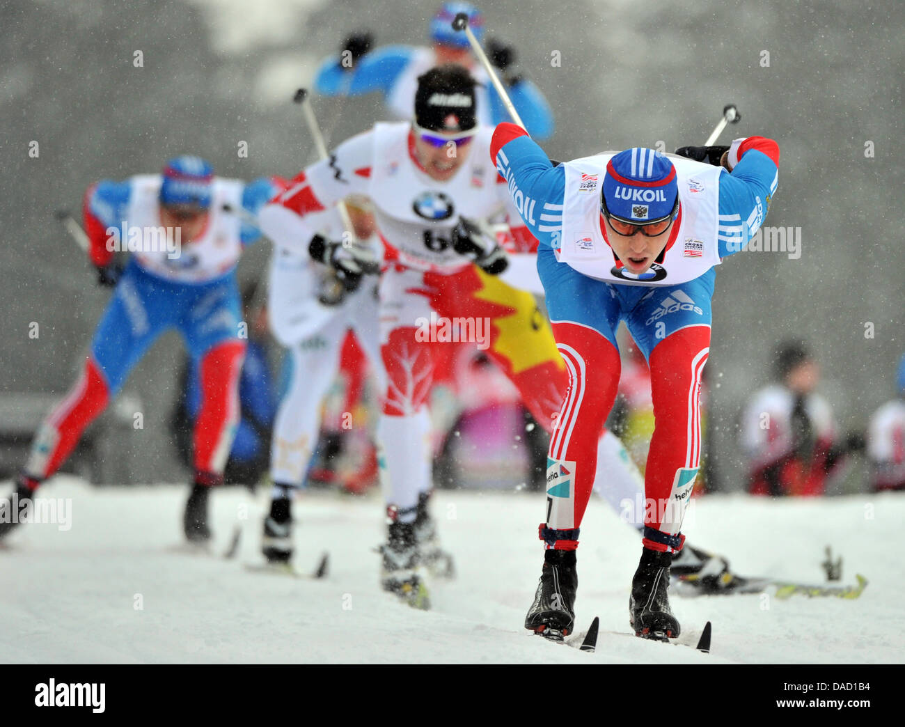 Russian cross country skier Alexander Legkov (FRONT) placed fourth in ...
