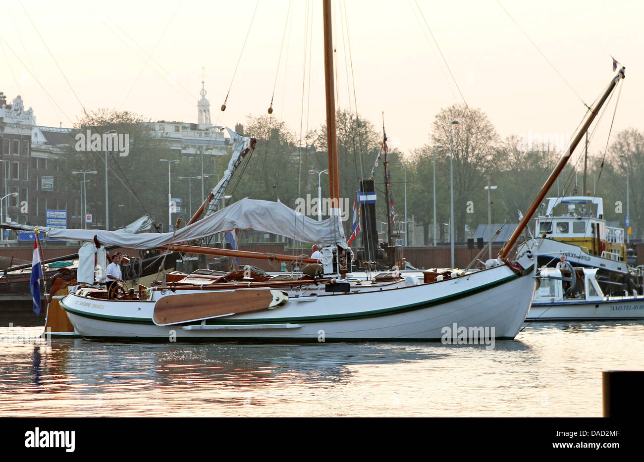 The sailing yacht 'The Groene Draeck' stands in the harbor of the ...