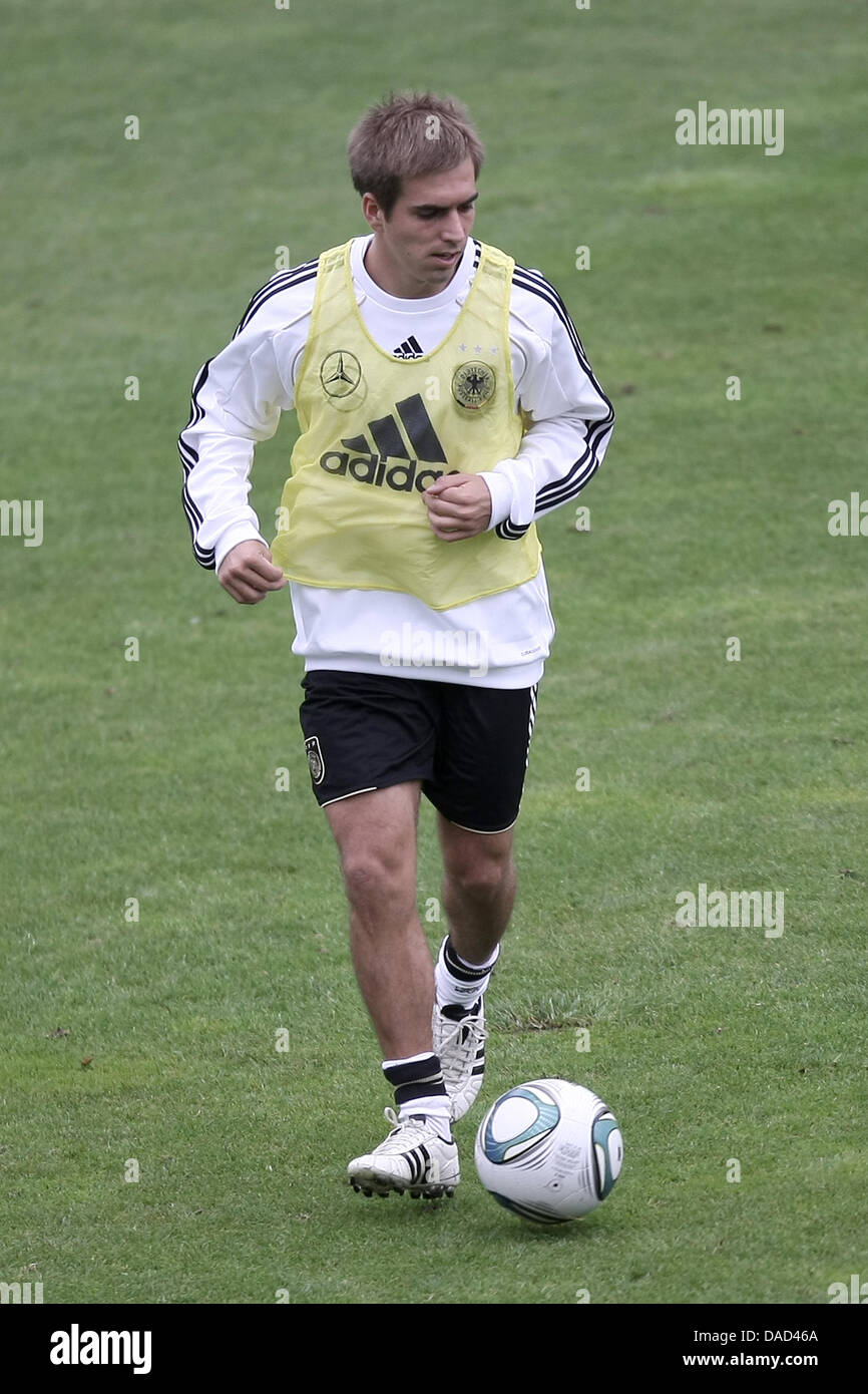 German national soccer player Philipp Lahm practices at the Bruchweg ...