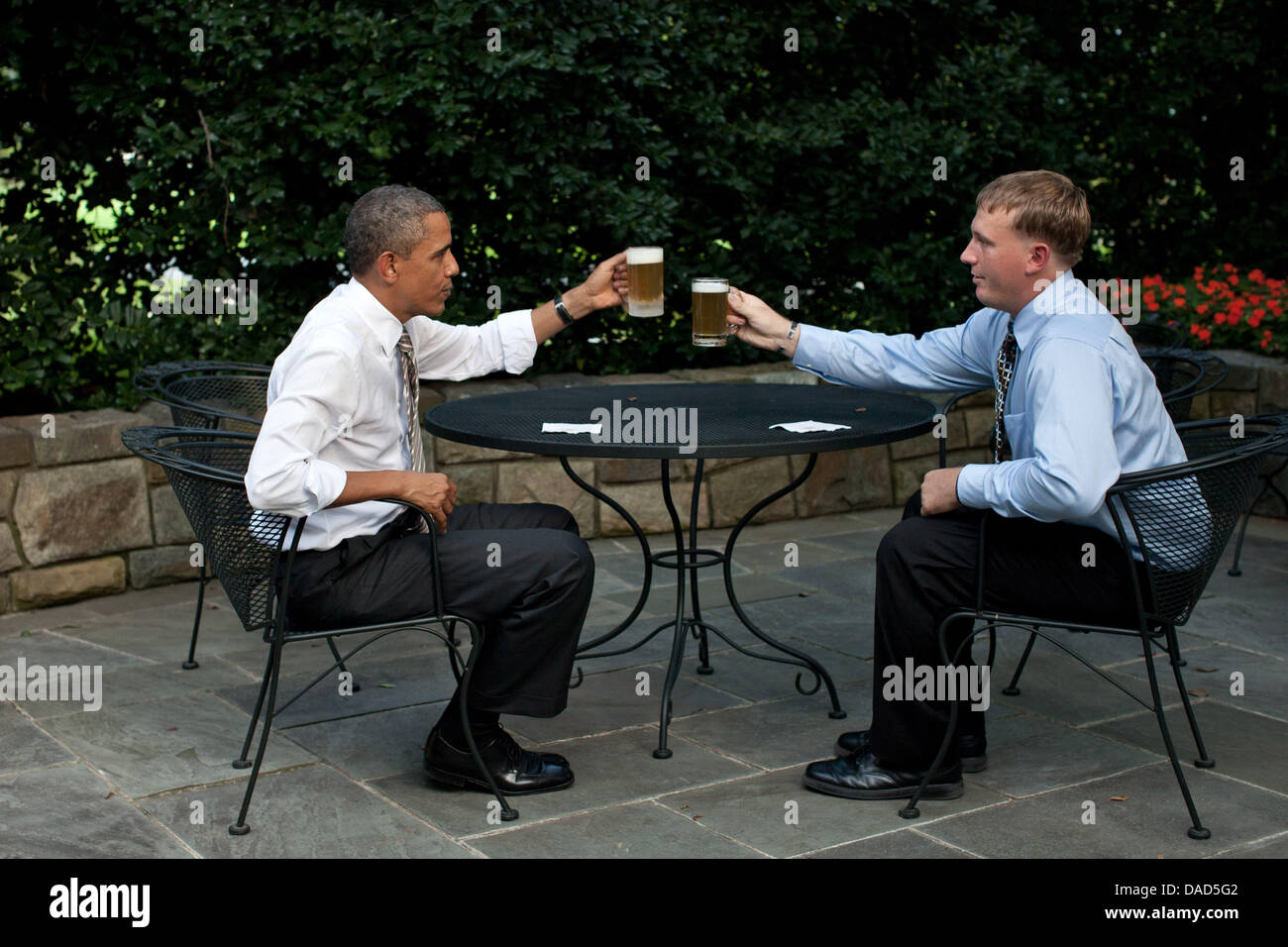 United States President Barack Obama offers a toast to Dakota Meyer on ...