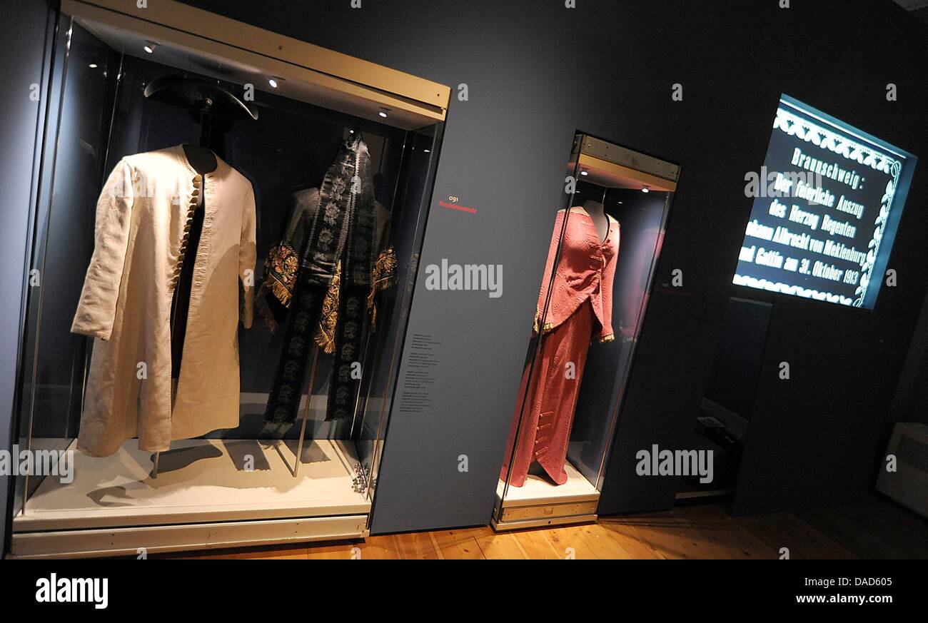 Traditional costumes from the past 200 years are exhibited in the ...