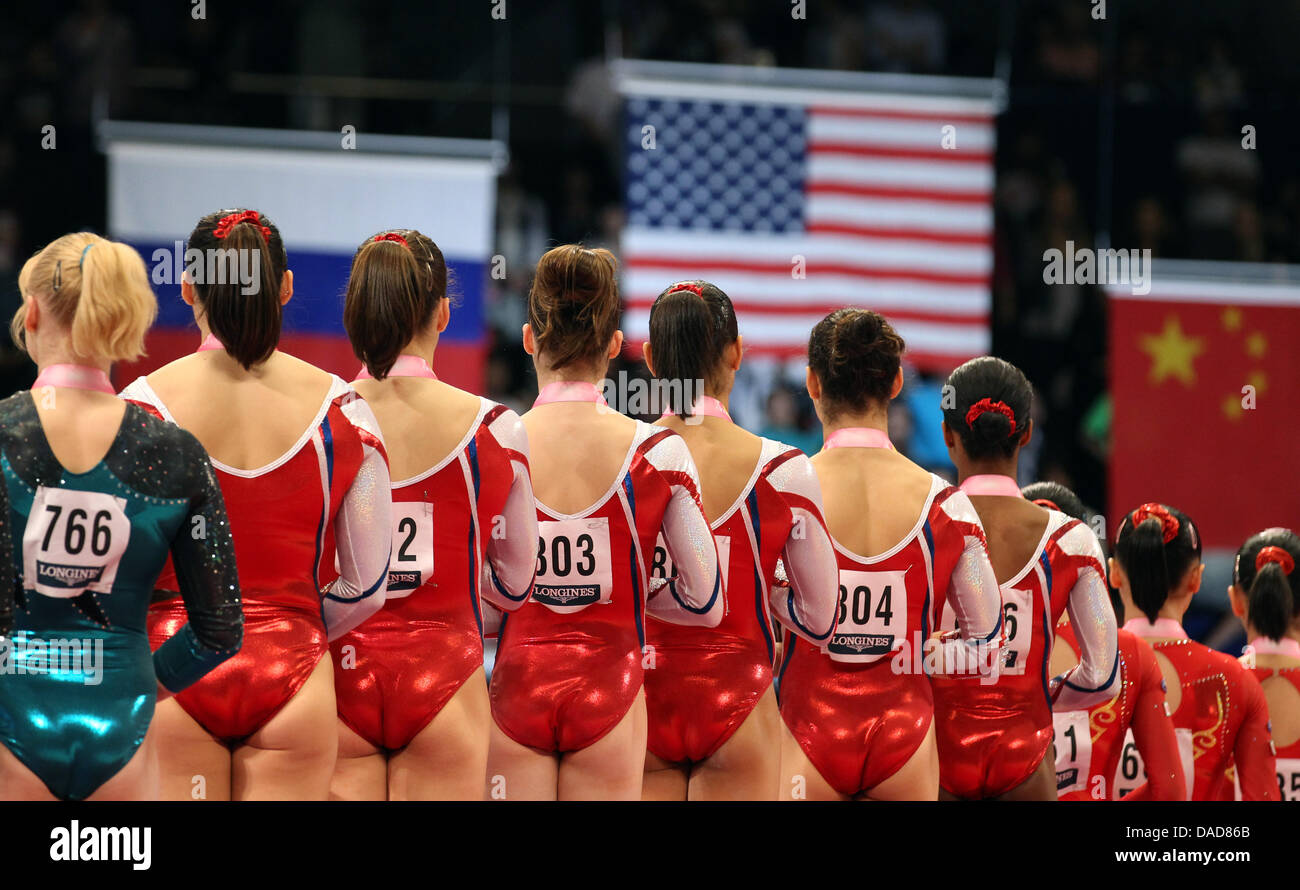 Women's gymnastics podium hi-res stock photography and images - Alamy