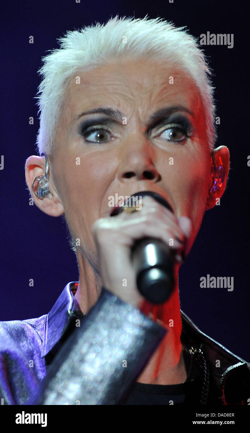Singer Marie Fredriksson of the Swedish pop music duo Roxette is ...