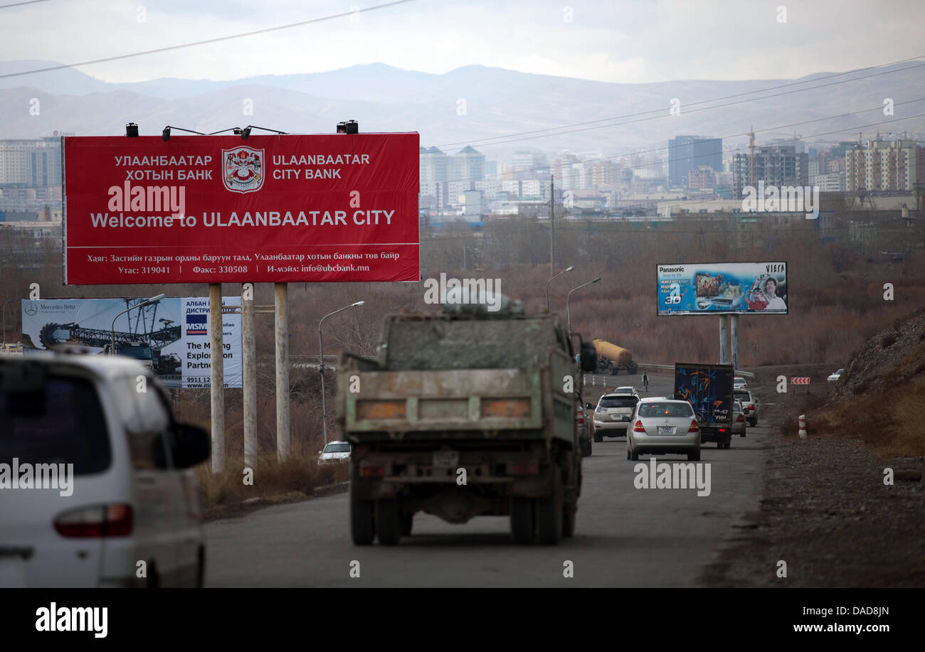 Written on a street sign hi-res stock photography and images - Alamy