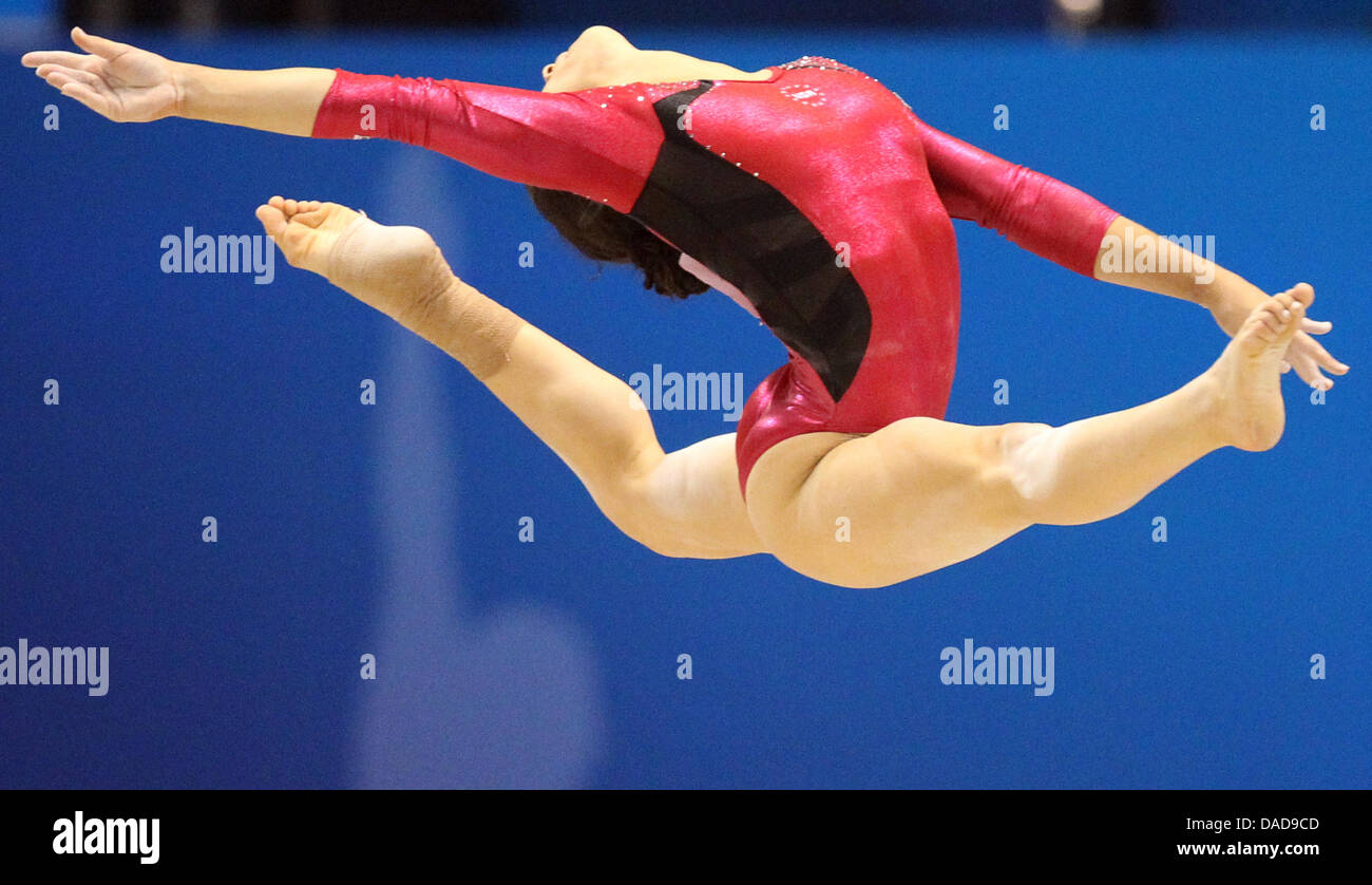 Alexandra raisman hi-res stock photography and images - Alamy