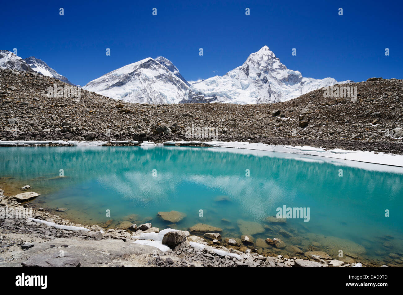 Mount Everest, 8850m, and glacial lake, Solu Khumbu Everest Region ...