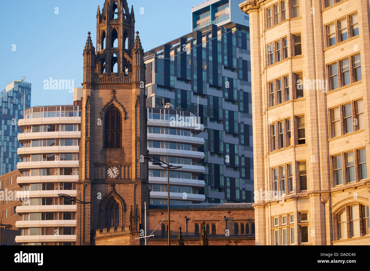 Liverpool city centre hi-res stock photography and images - Alamy