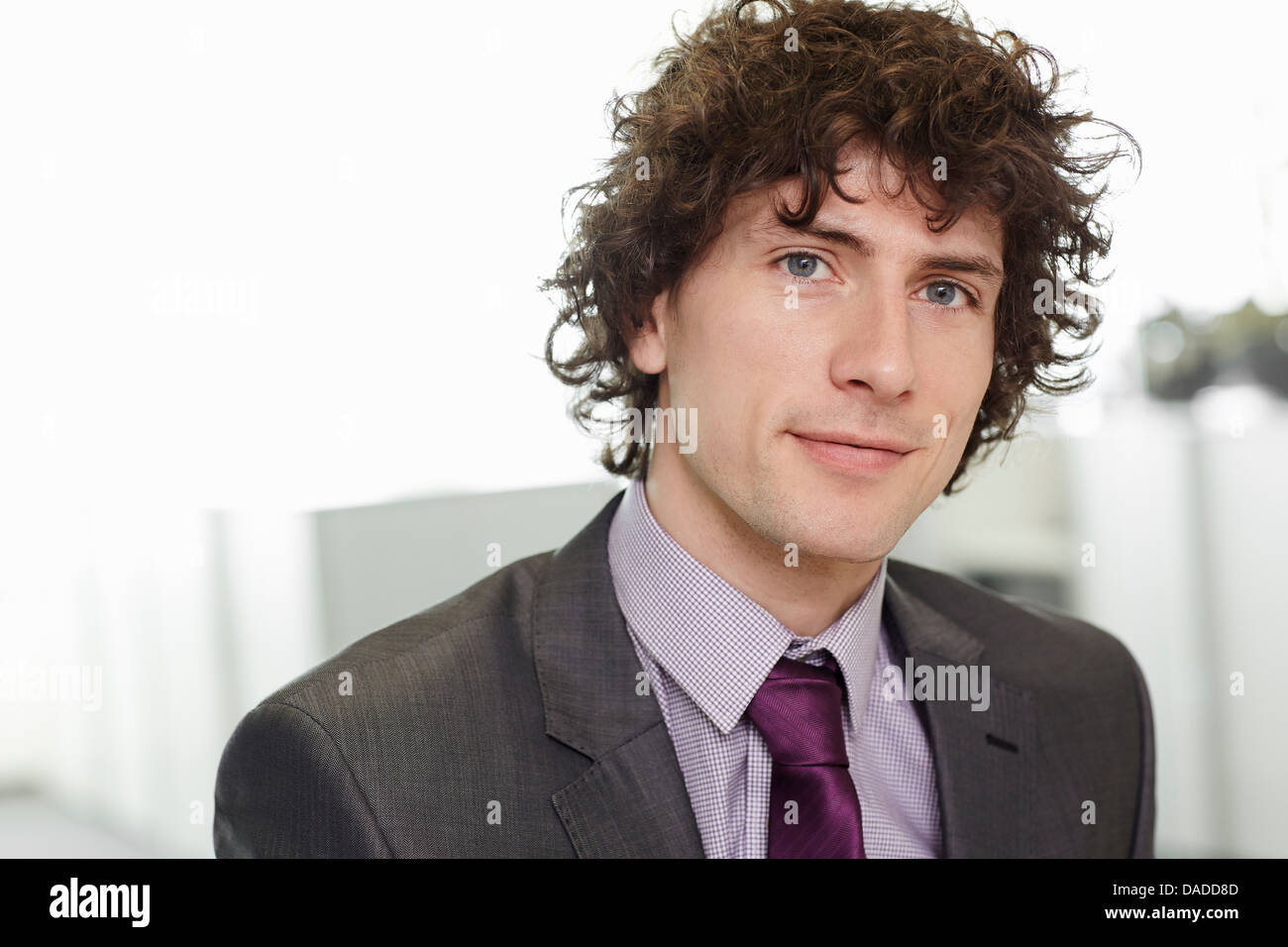 Office suit tie hi-res stock photography and images - Alamy
