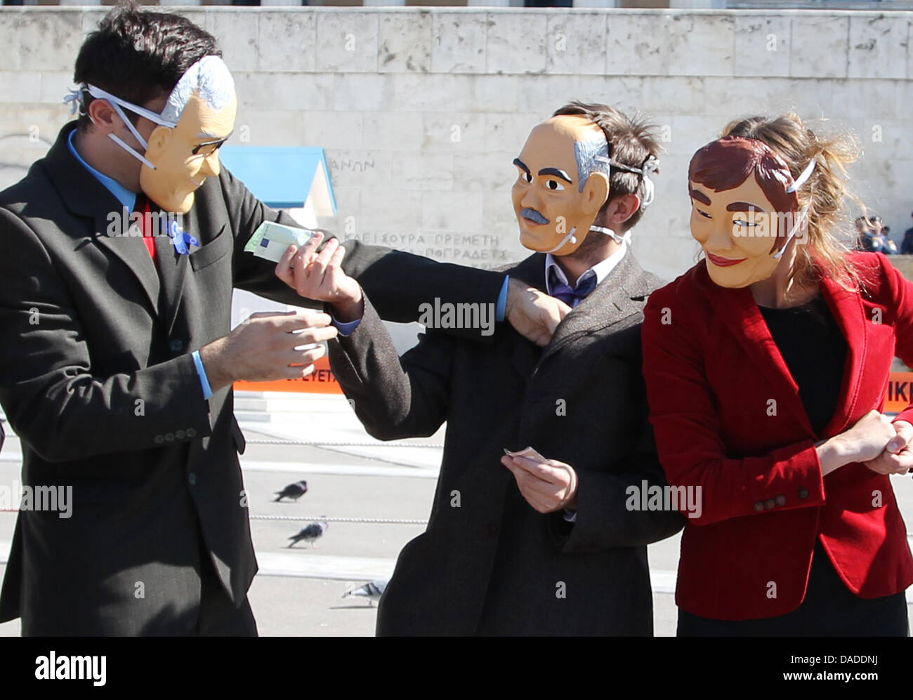 Politicians masks hi-res stock photography and images - Alamy