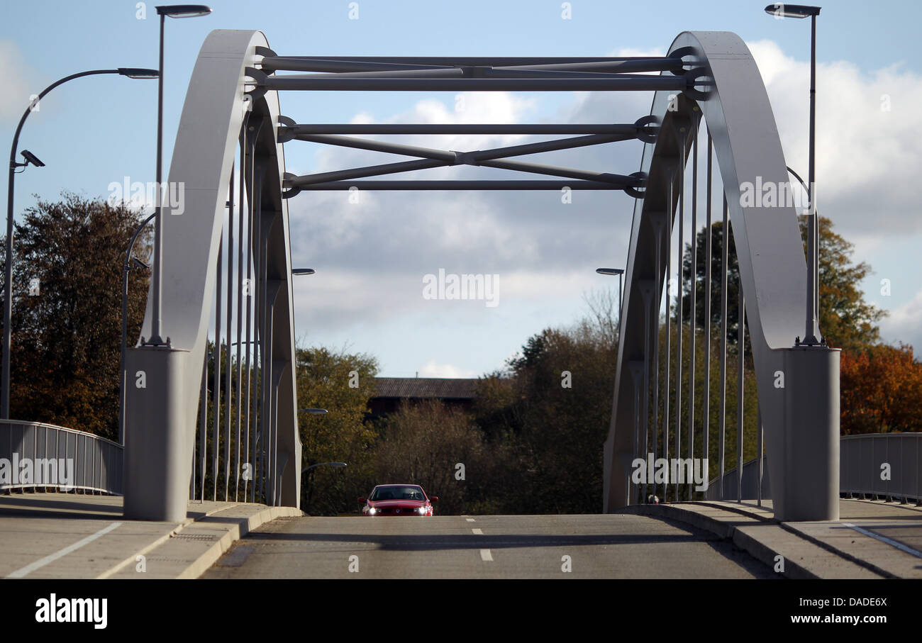 A car crosses the first bridge in Germany with a heatable surface in ...