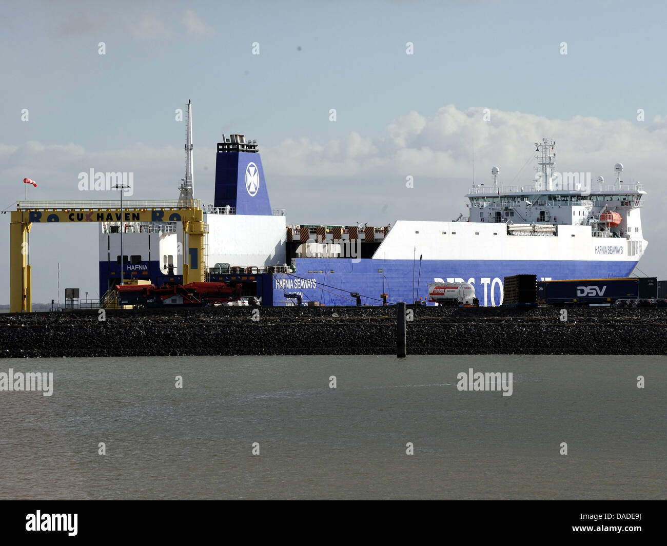 RoRo freighter 'Hafnia Seaways' of Danish shipping company DFDS lies ...