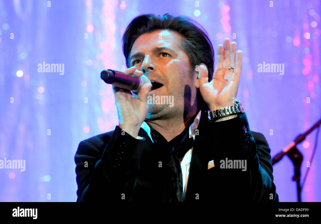 Singer and entertainer Thomas Anders performs during the "Kis Charity ...