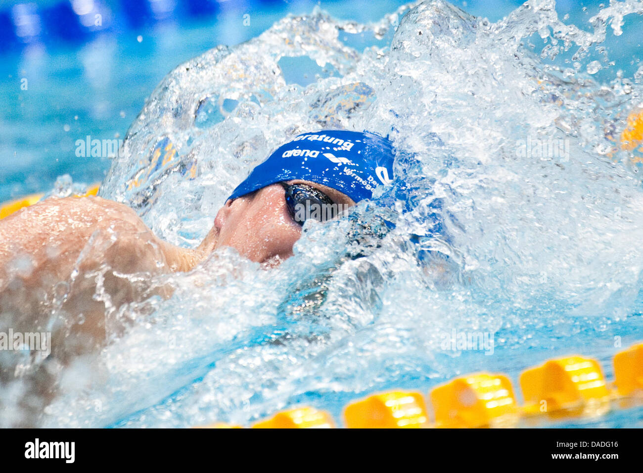 German swimmer Paul Biedermann swims the men's 200 meter freestyle ...