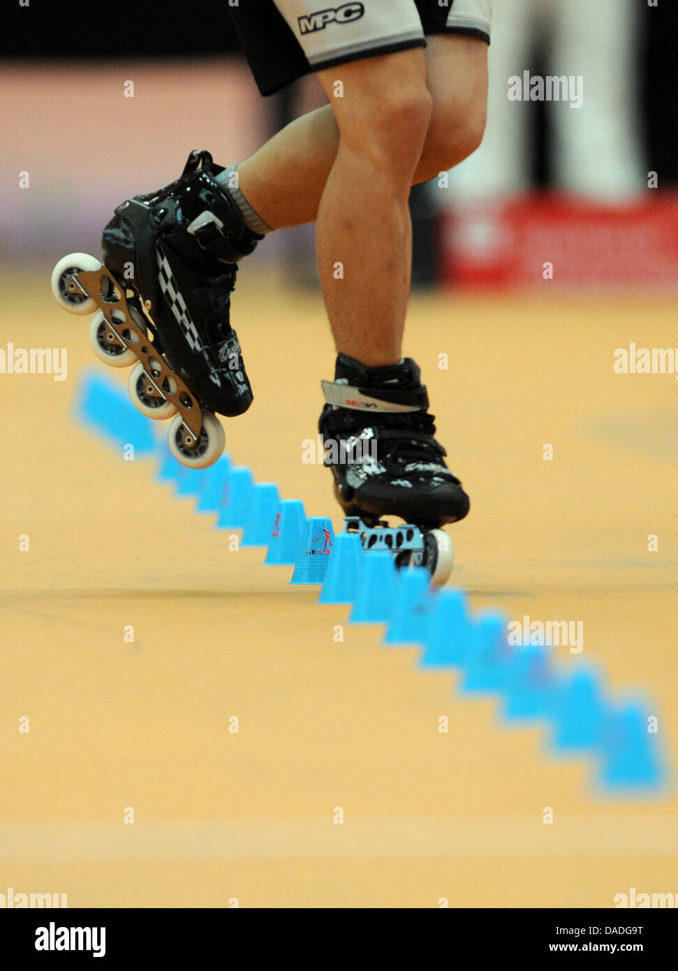 Inline skating freestyle hi-res stock photography and images - Alamy