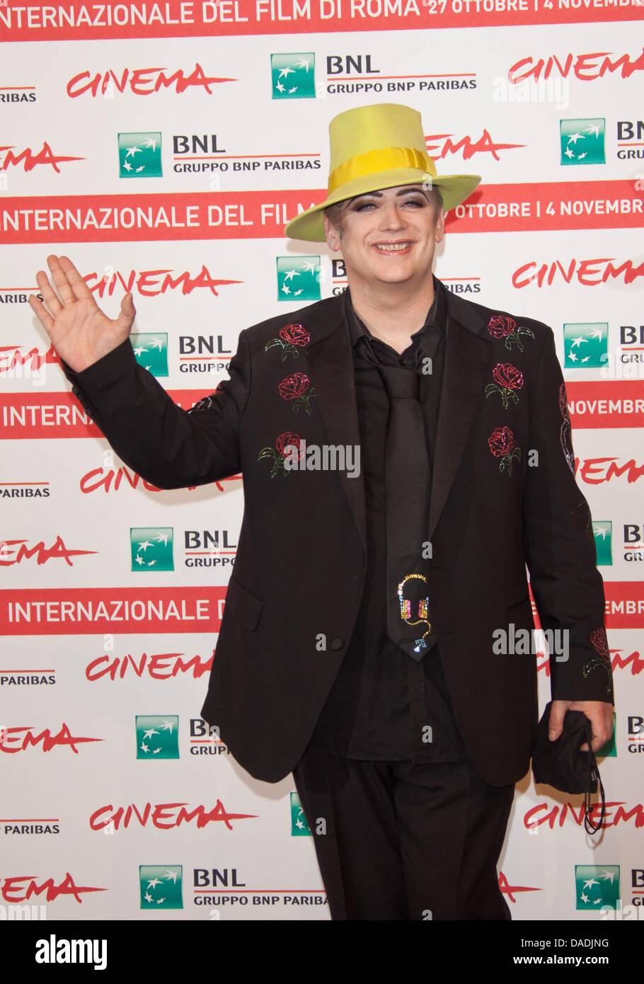 Boy george in italy hi-res stock photography and images - Alamy