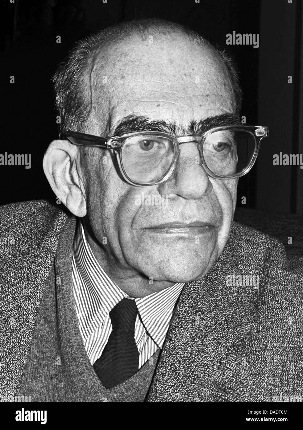 Art historian Erwin Panofsky in 1966. Portrait by photographer Fred ...