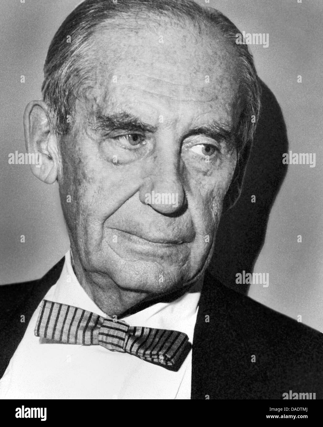 Walter gropius hi-res stock photography and images - Alamy