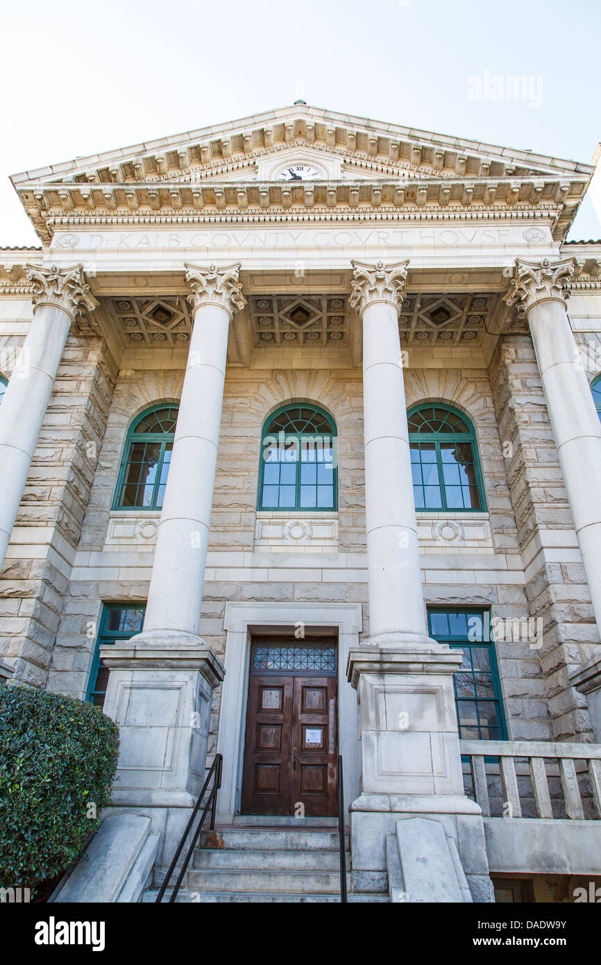 Pillar courthouse hi-res stock photography and images - Alamy