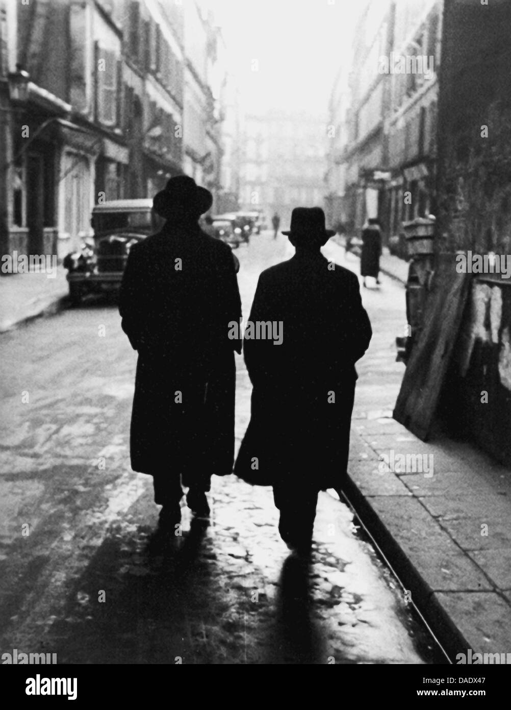 Paris 1935, two men in the jewish quarter. Image by photographer Fred ...