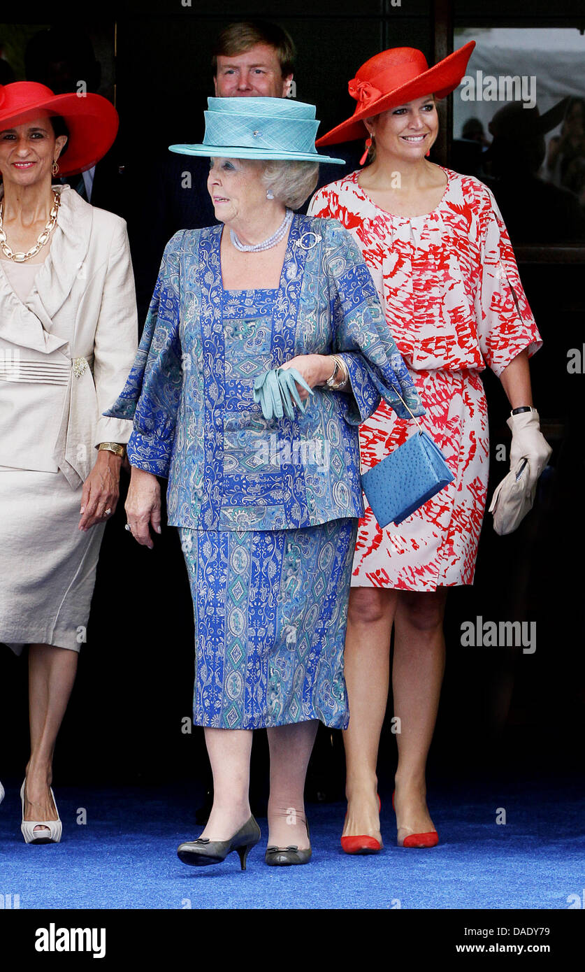 Sarah Wescott-Williams (L), leader of the Democratic Party of Sint ...