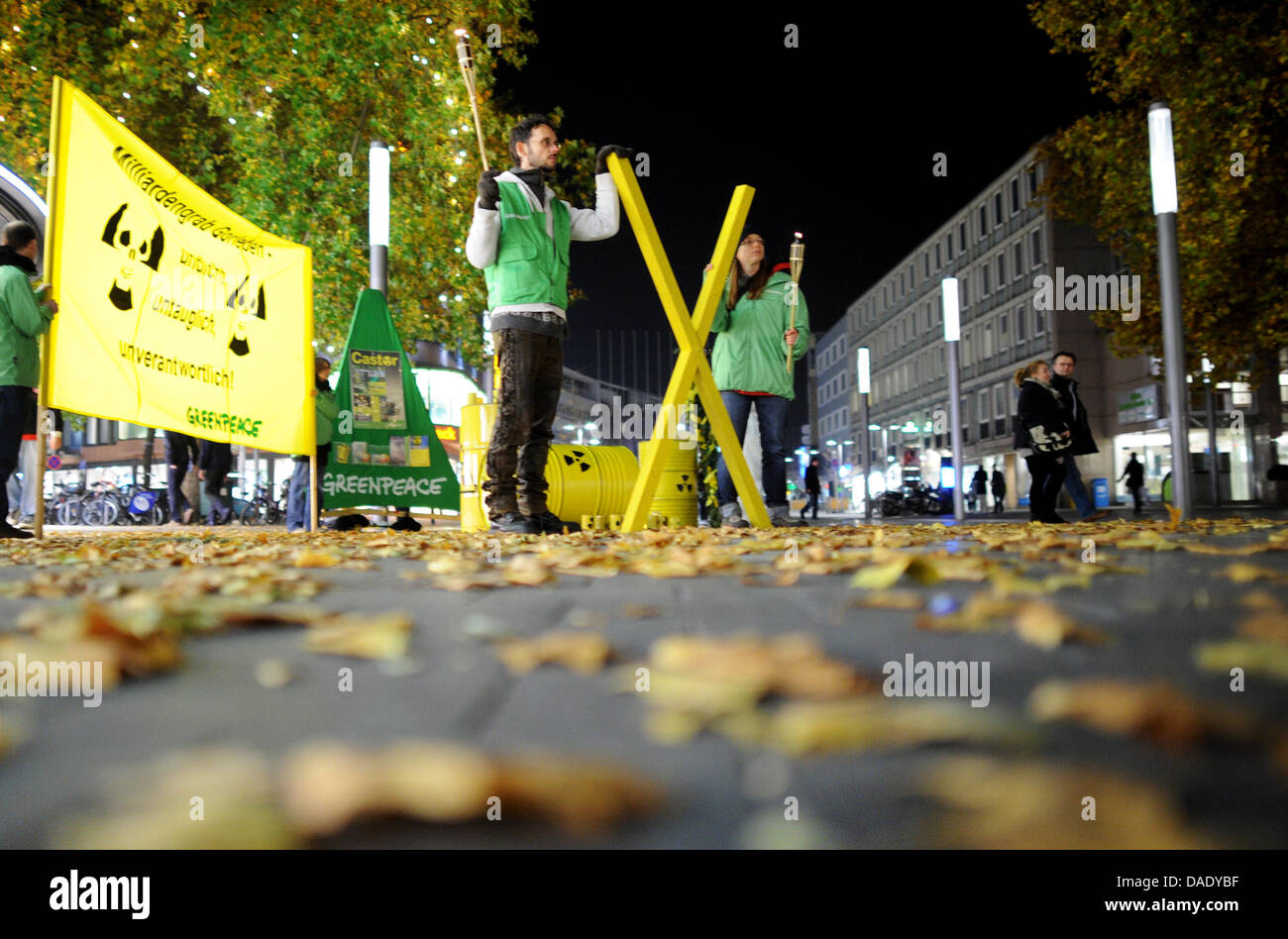 Environmental issue protests hi-res stock photography and images - Alamy