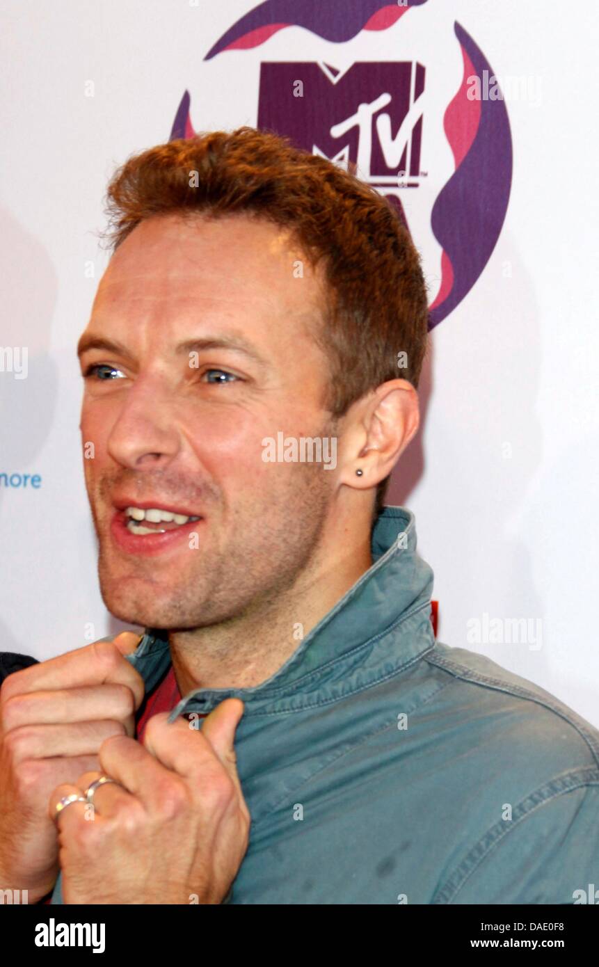 Musician Chris Martin of "Coldplay" poses on the red carpet of the 2011 ...