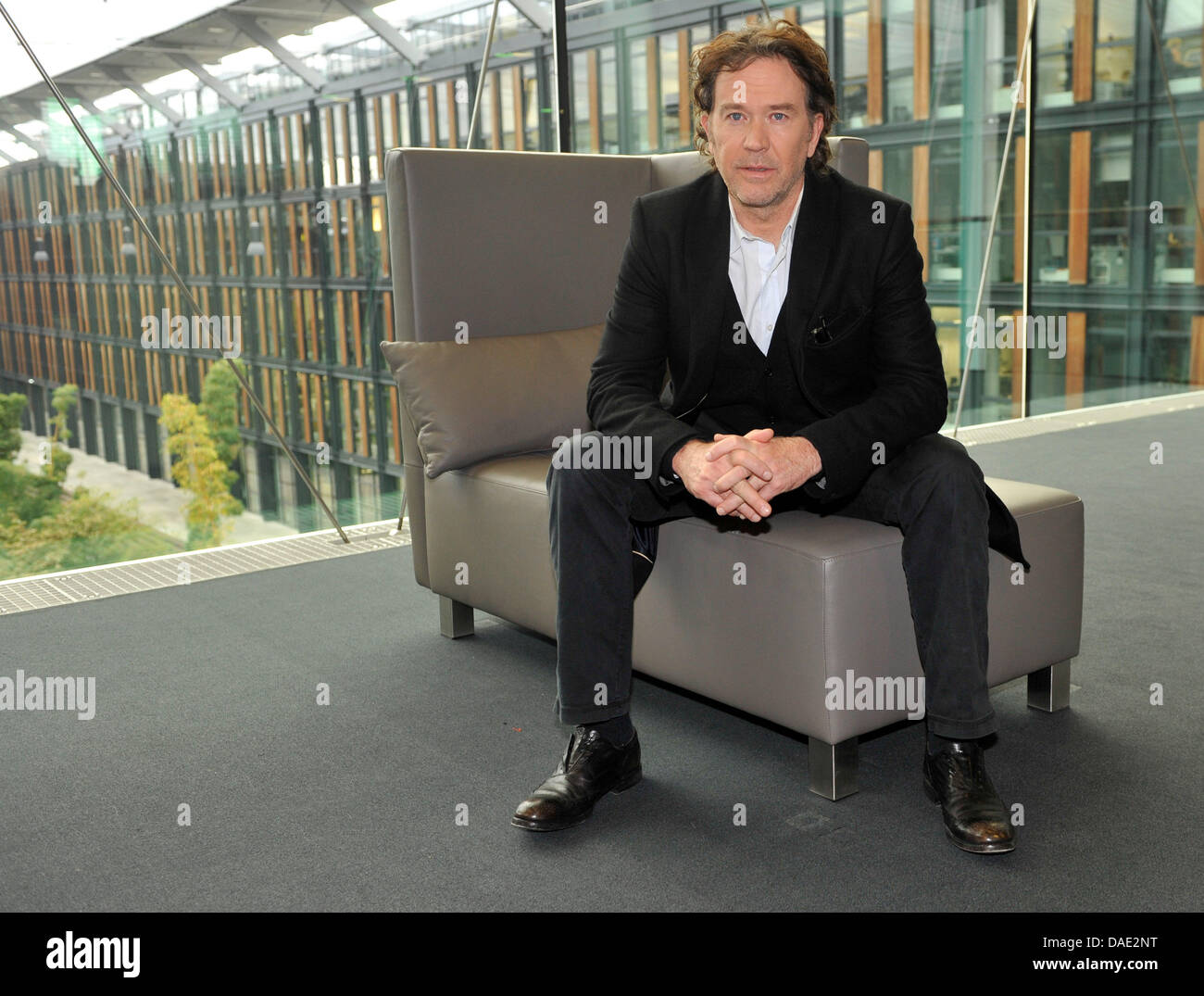 US actor Timothy Hutton presents the TV series 'Leverage' in Cologne ...