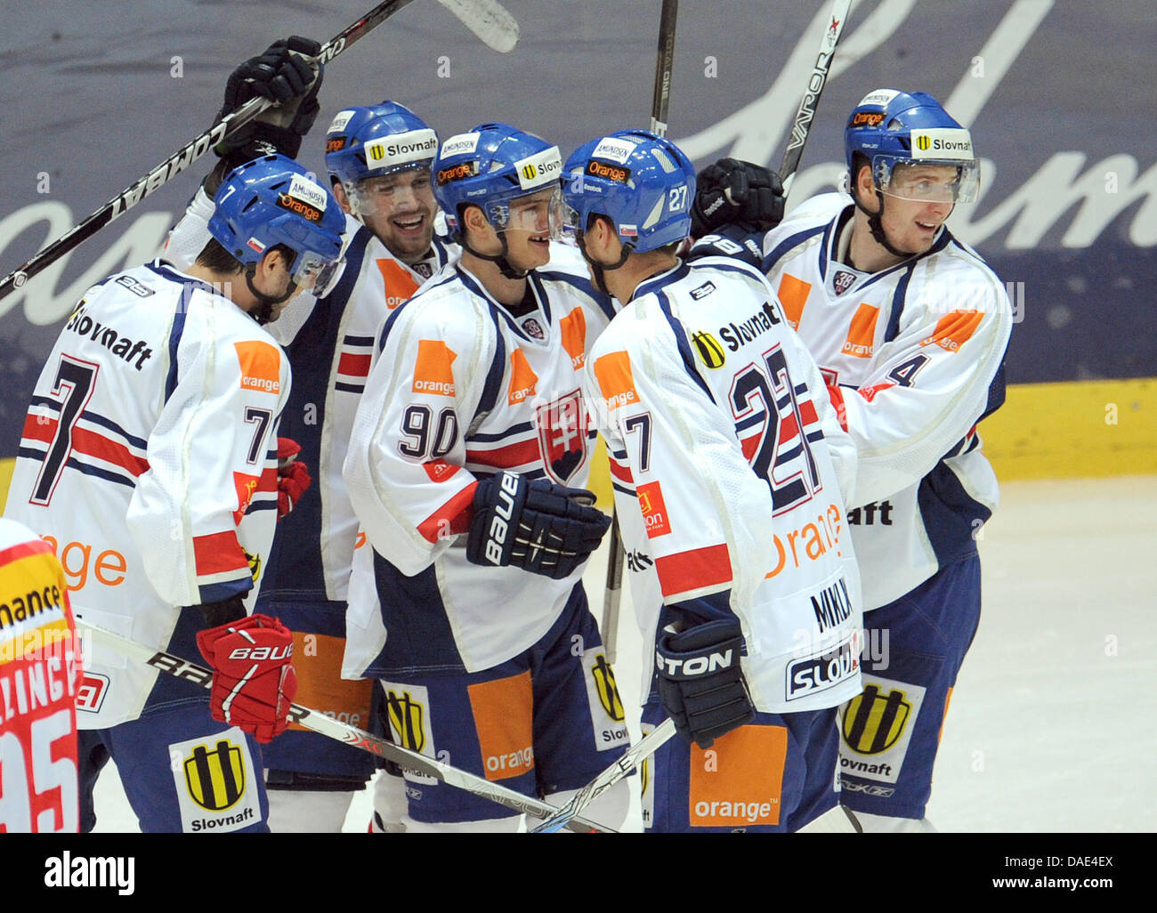Slovakia celebrates the 2:1 winning goal by Hudacek during the German ...