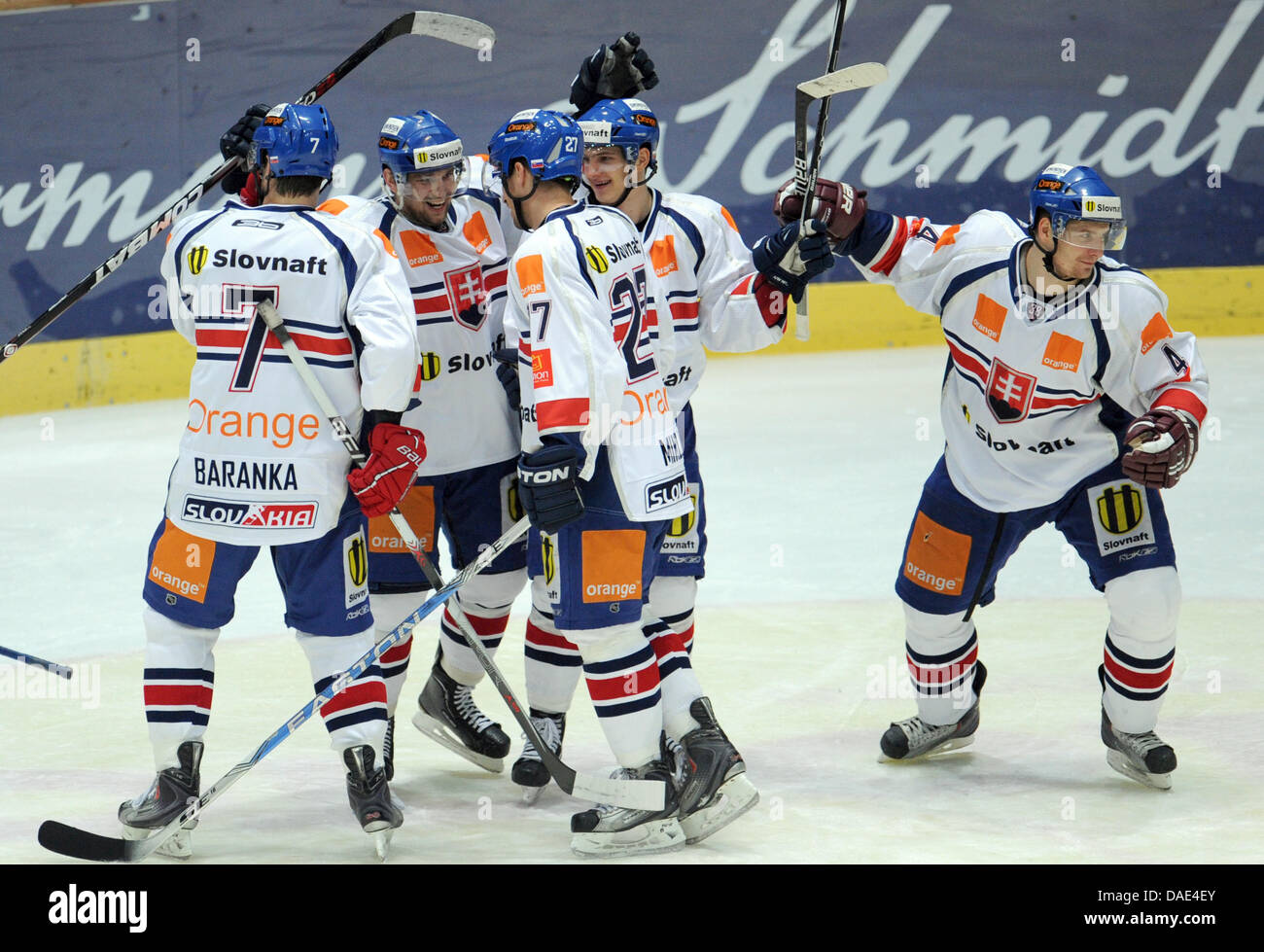 Slovakia celebrates the 2:1 winning goal by Hudacek during the German ...