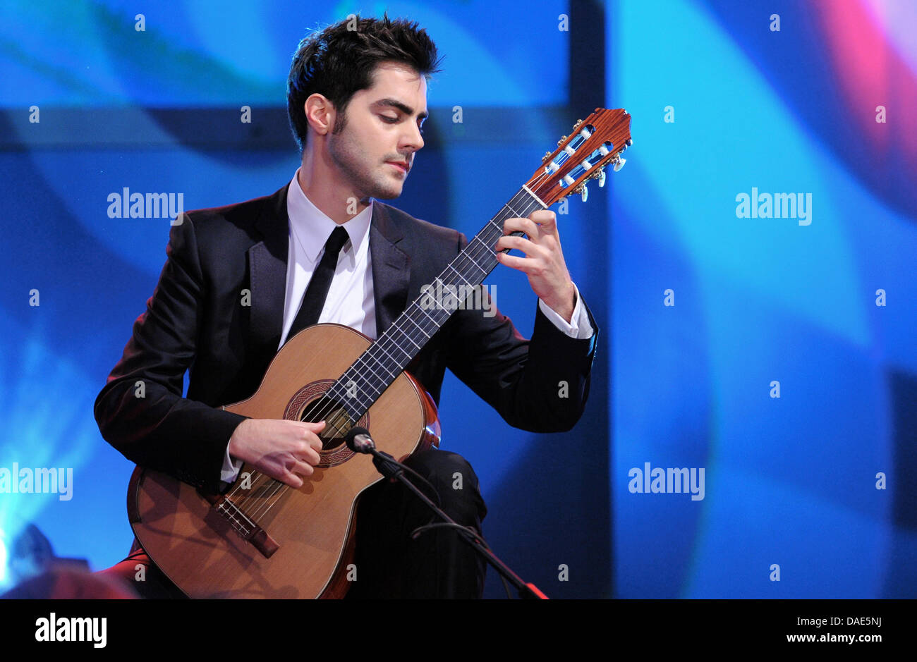 The Montenegrin guitarrist Milos Karadaglic performs during the ...