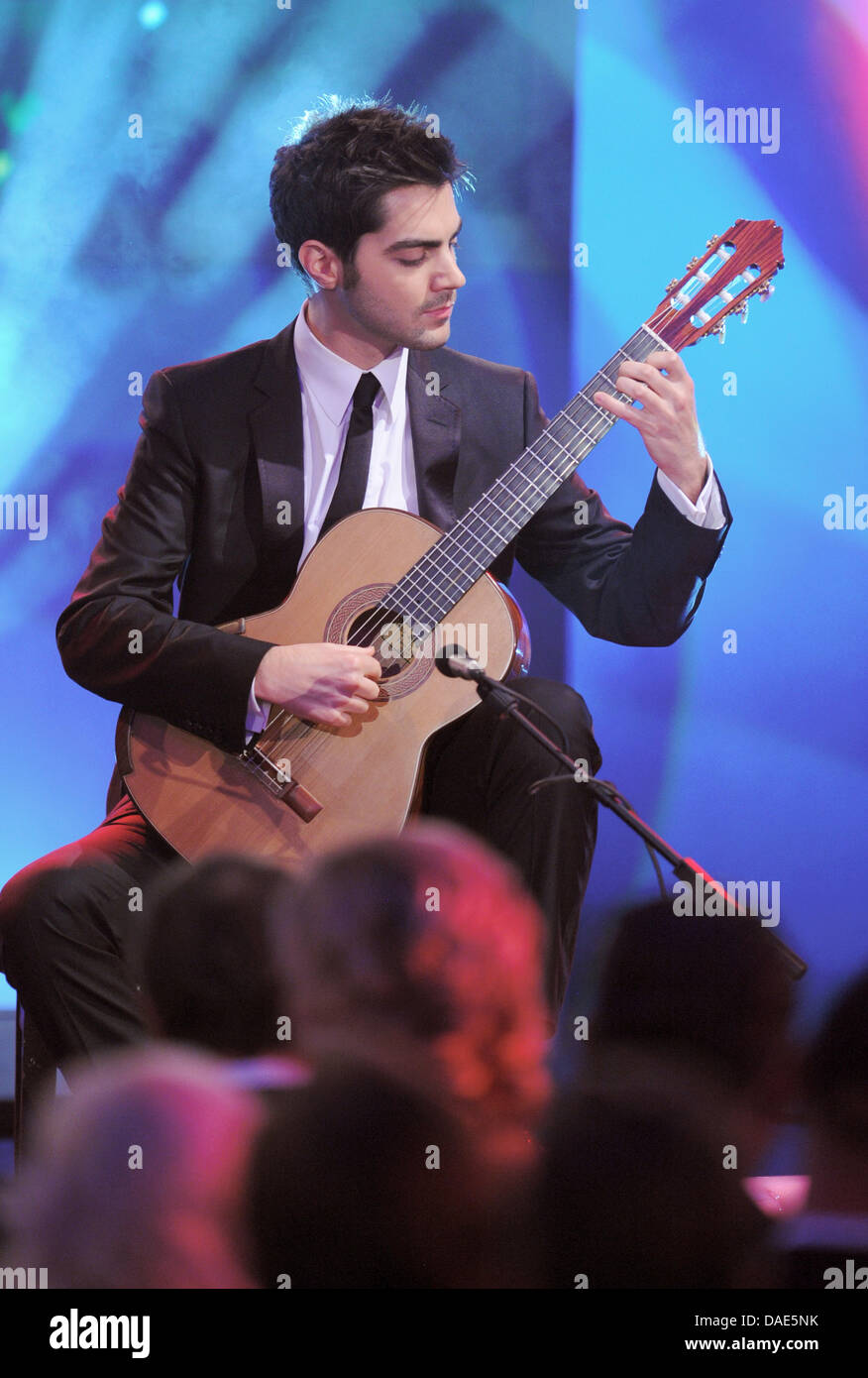 The Montenegrin guitarrist Milos Karadaglic performs during the ...