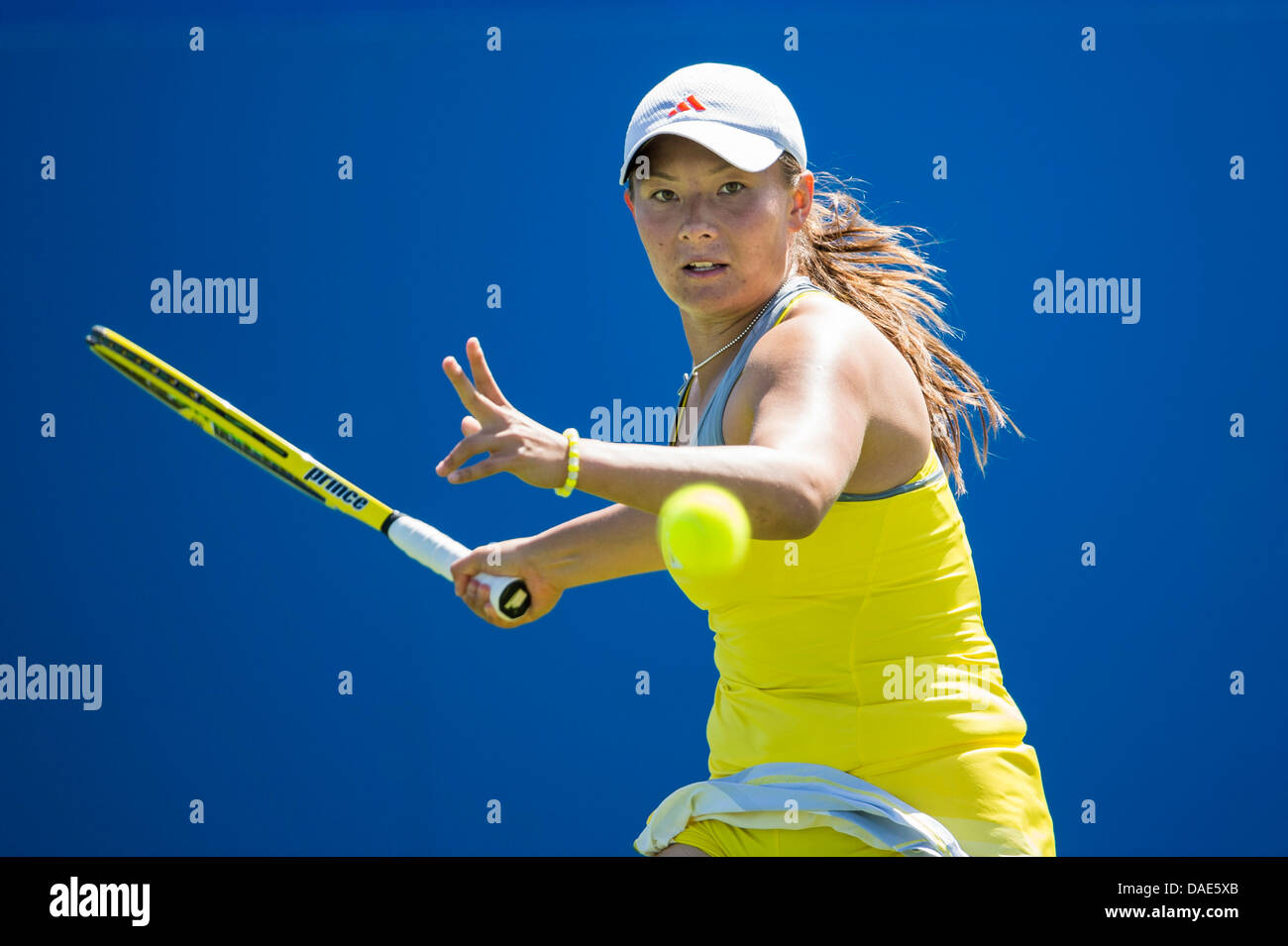 Tara moore hi-res stock photography and images - Alamy