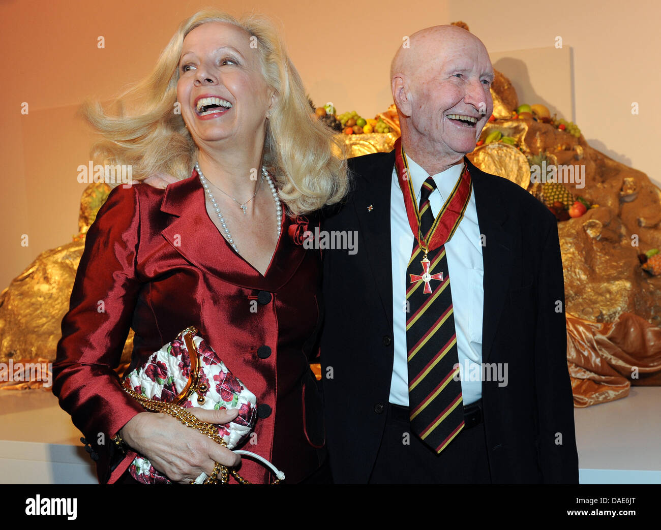 Entrepreneur Catherine von Fuerstenberg-Dussmann and Gail Halvorsen ...