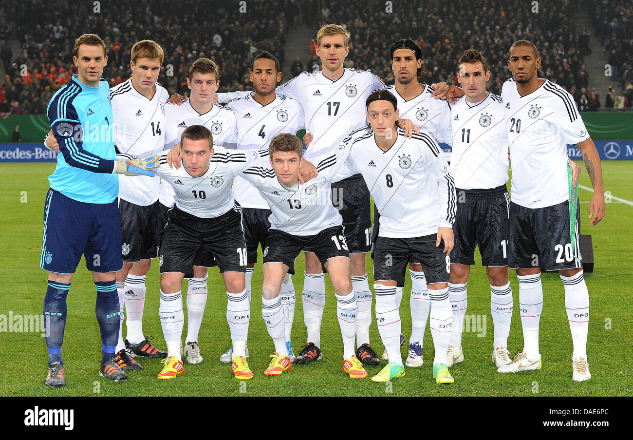 German team (back L-R) Manuel Neuer, Holger Badstuber, Toni Kroos ...