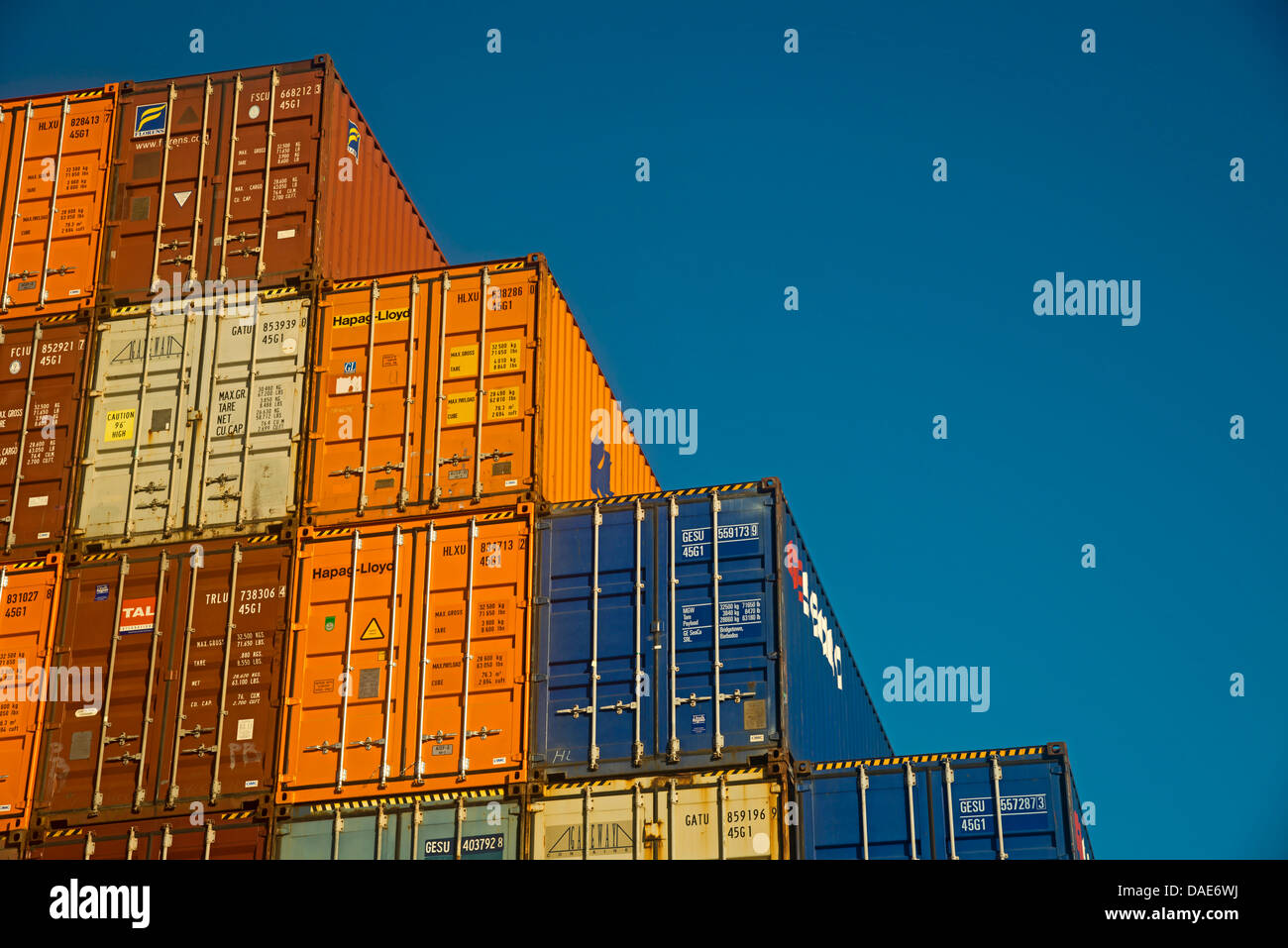 Loading stations hi-res stock photography and images - Alamy