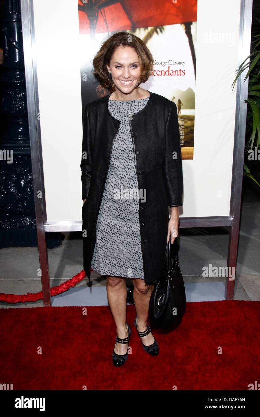 Actress Amy Brenneman arrives at the Premiere of "The Descendants" at ...