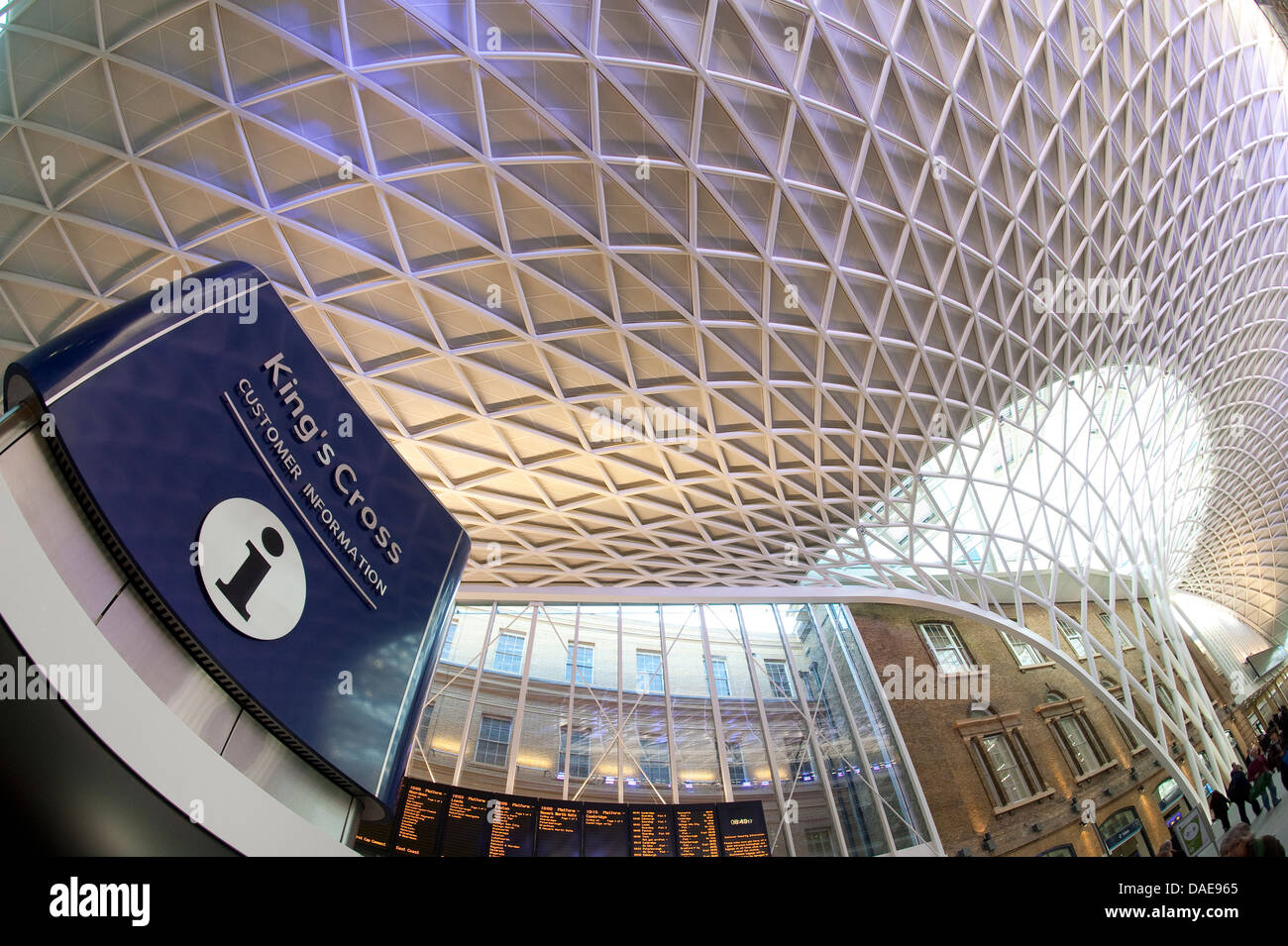 Passenger information point and departure board at Kings Cross Railway ...