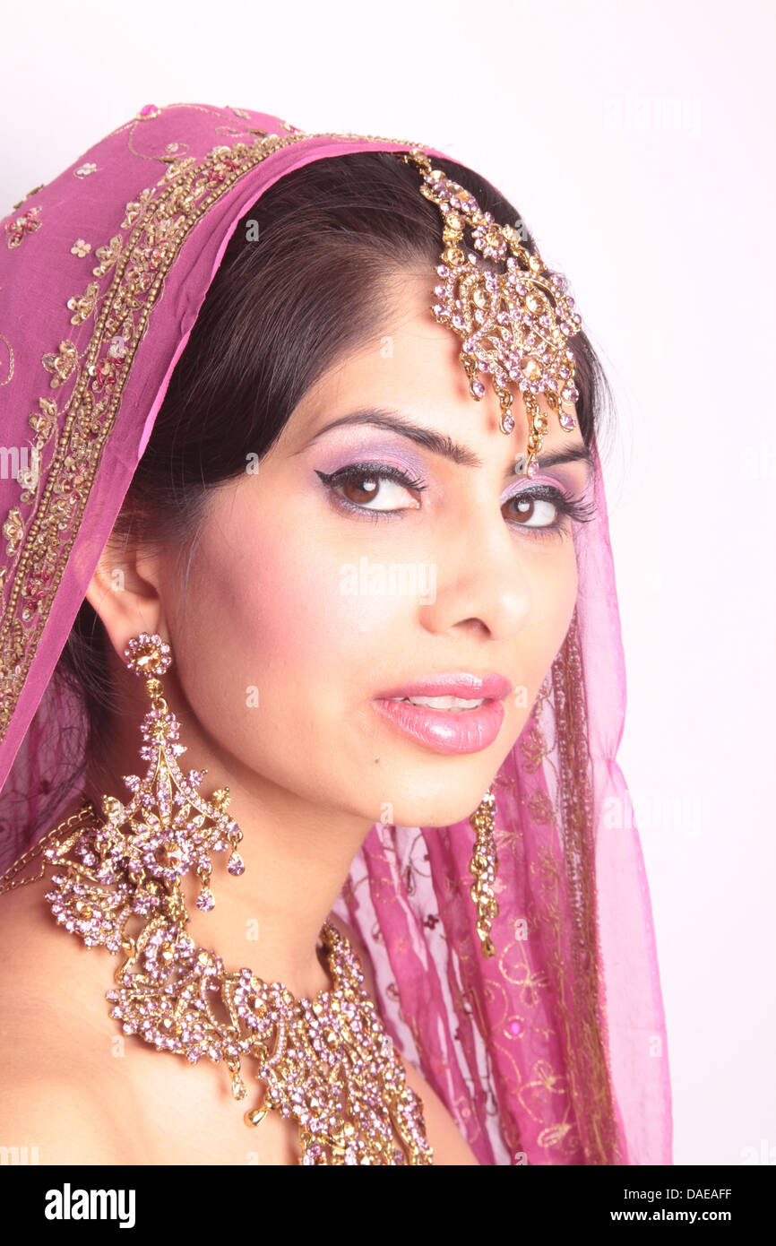 Young Indian woman Stock Photo - Alamy