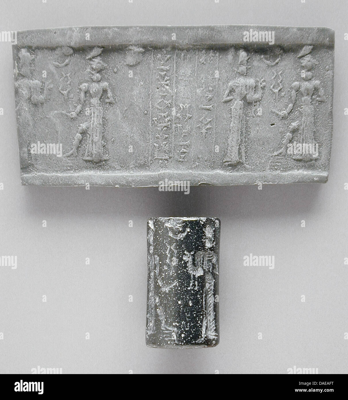 Mesopotamian cylinder seal hi-res stock photography and images - Alamy