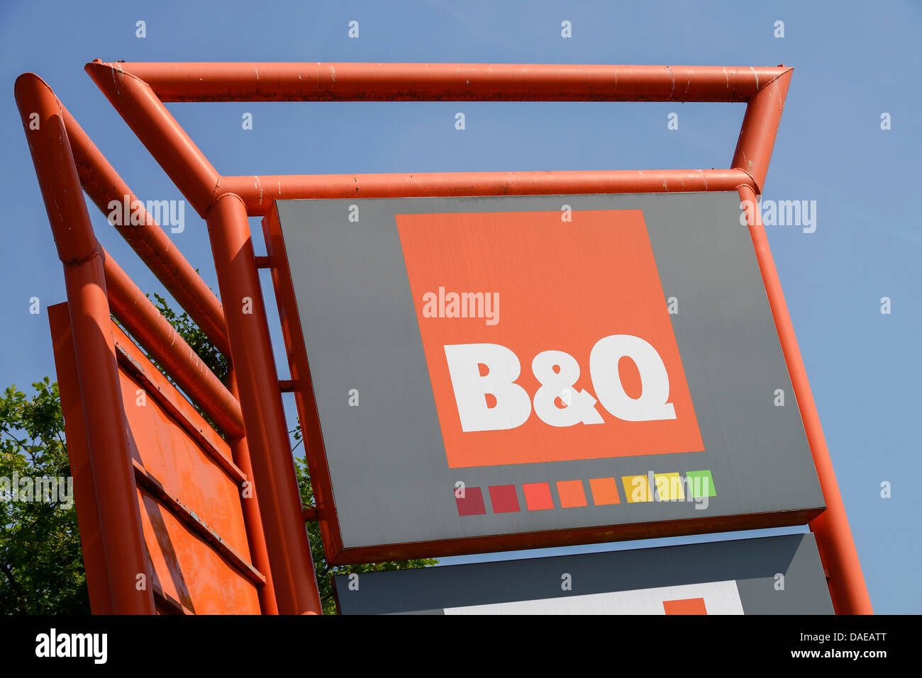 B and q logo hi-res stock photography and images - Alamy
