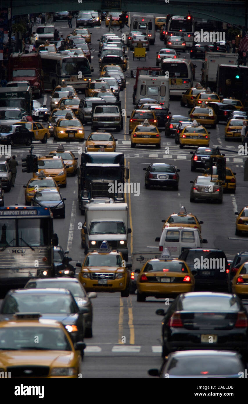 2007 HISTORICAL TRAFFIC FORTY SECOND STREET MIDTOWN MANHATTAN NEW YORK ...