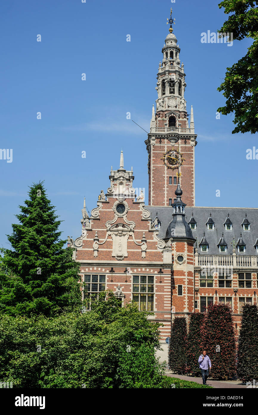 University library hi-res stock photography and images - Alamy