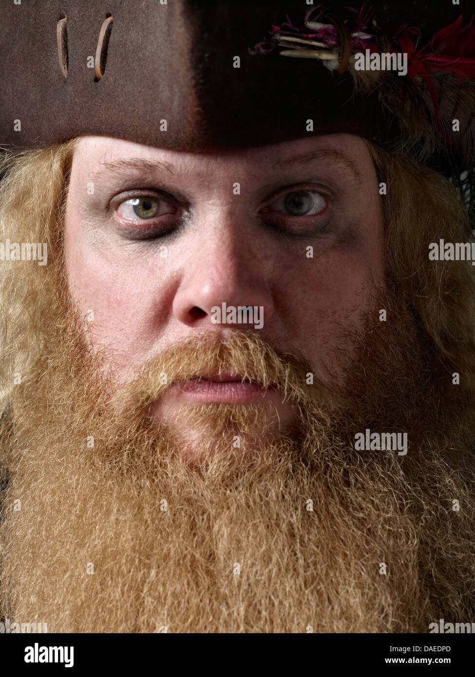 Pirate with one eye hi-res stock photography and images - Alamy