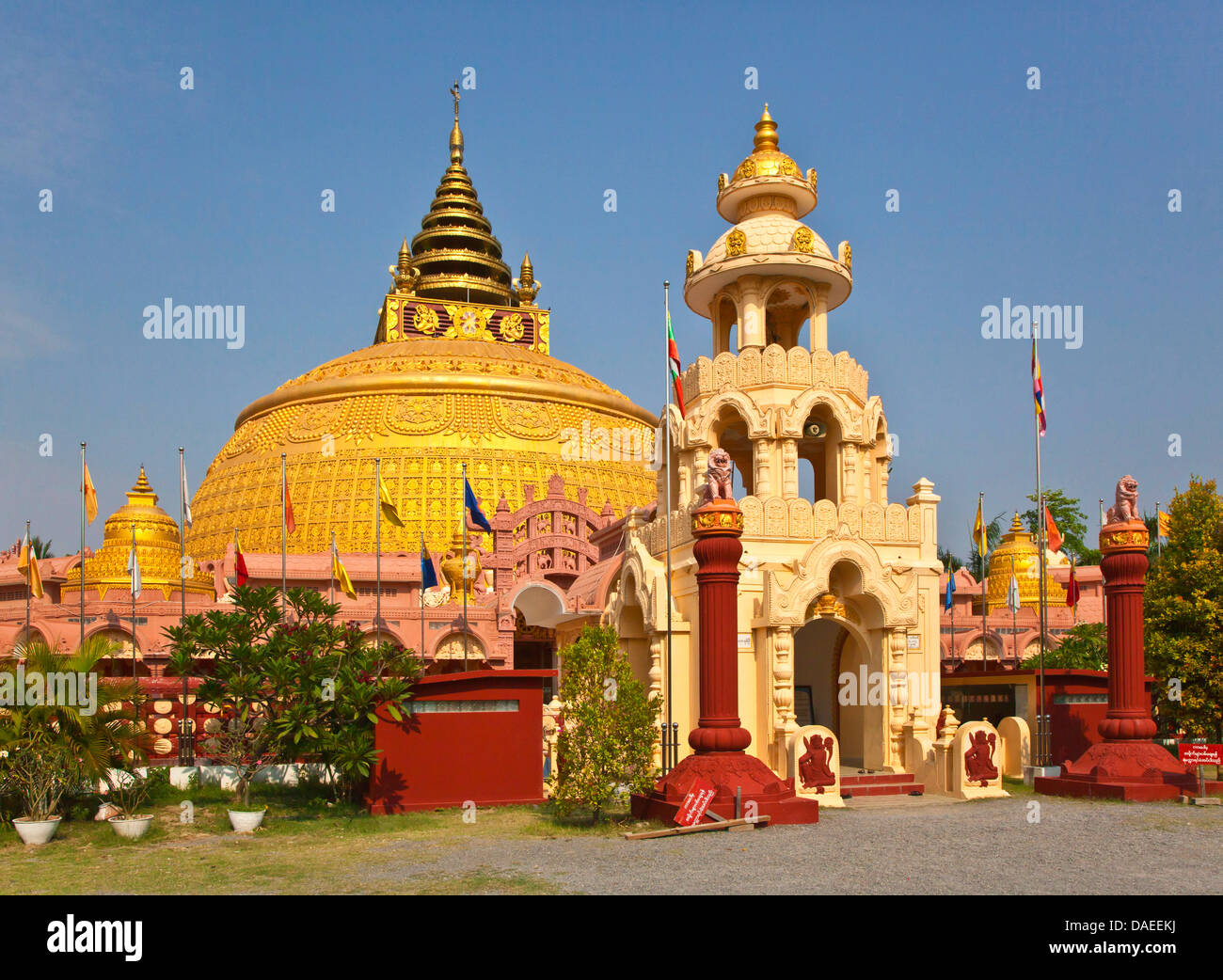 Sagaing High Resolution Stock Photography and Images - Alamy