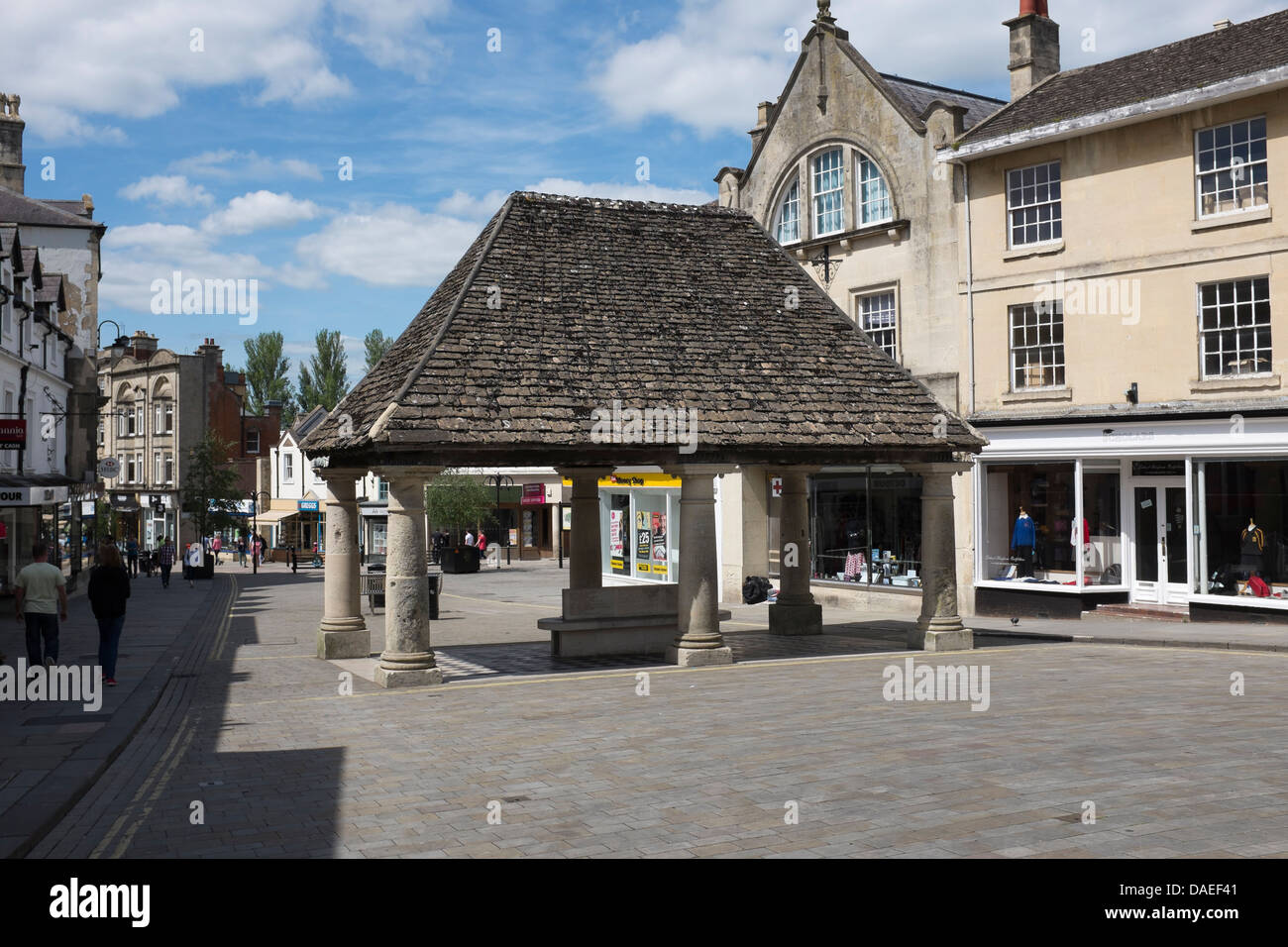 Buttercross historic hi-res stock photography and images - Alamy