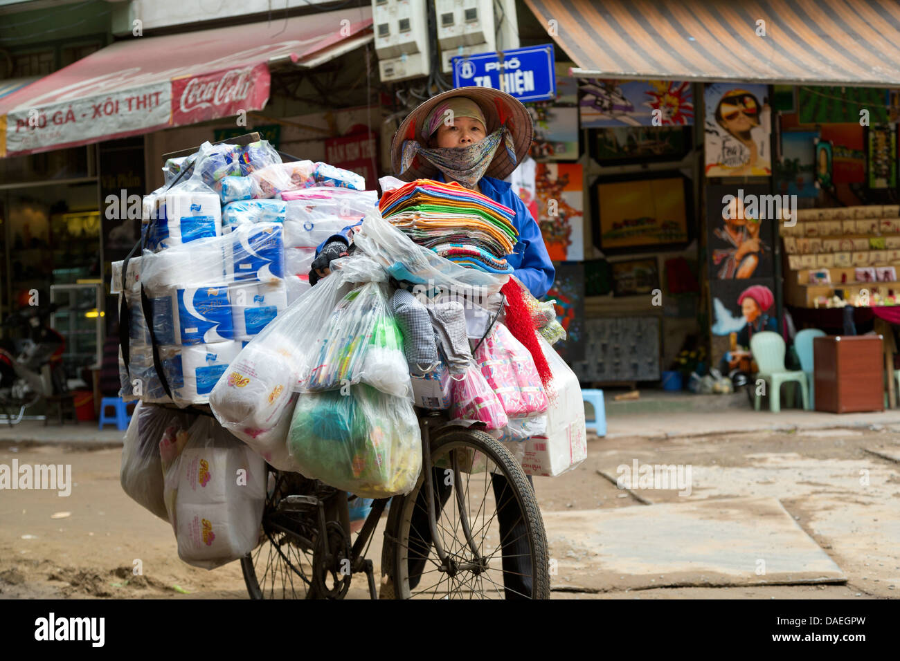 Typical Street Seller in Hanoi, Vietnam Stock Photo - Alamy