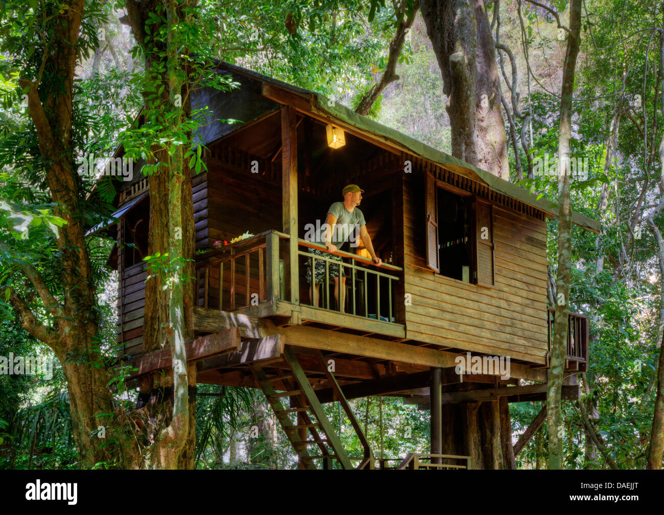 Thailand Hotel Maid High Resolution Stock Photography and Images - Alamy