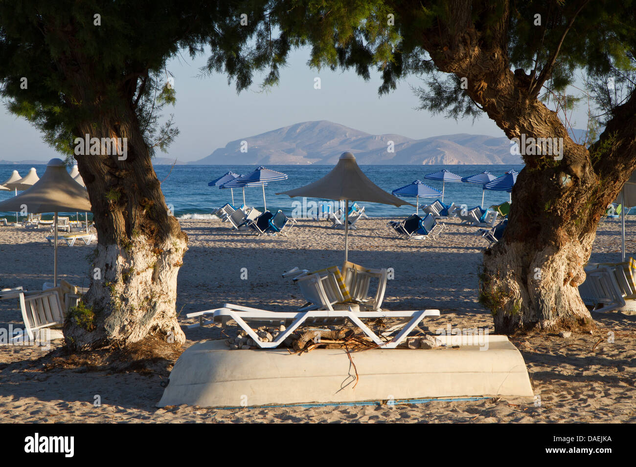 Cos beach greece hi-res stock photography and images - Alamy