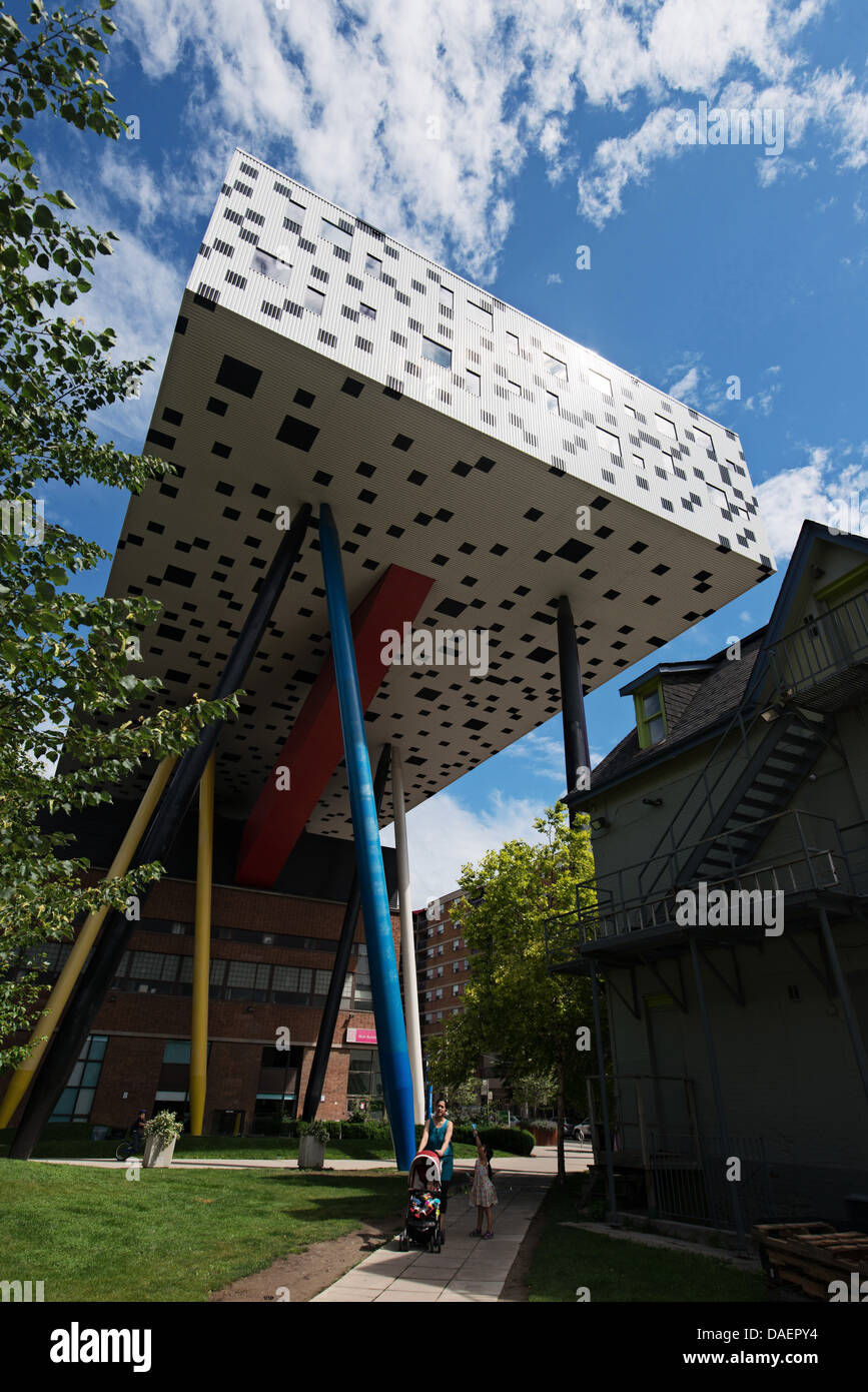 Ontario College of Art & Design, McCaul St, Toronto, Canada Stock Photo ...